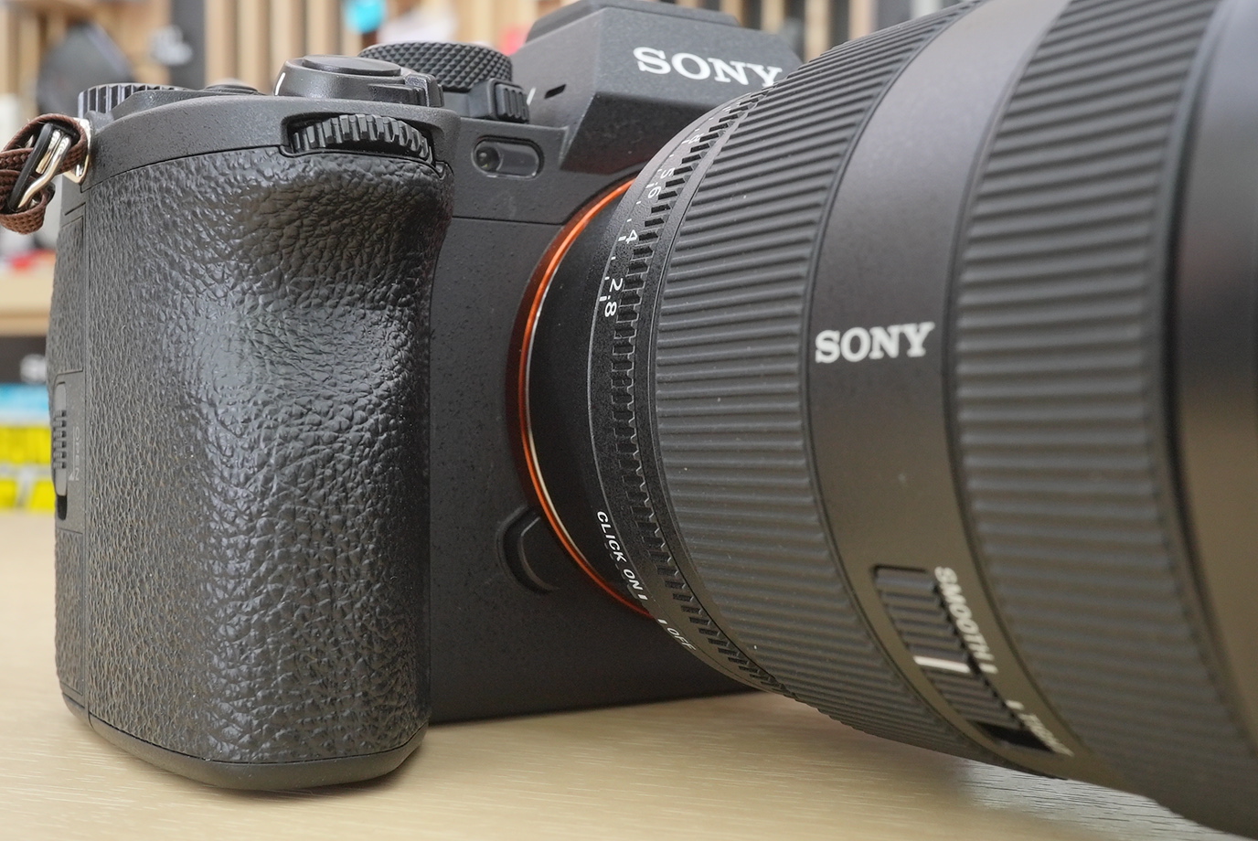 SEL2470GM2とSEL2470GMの新旧比較MarkⅡ - STACC MORIKAWA - 長野県塩尻市のソニーショップ